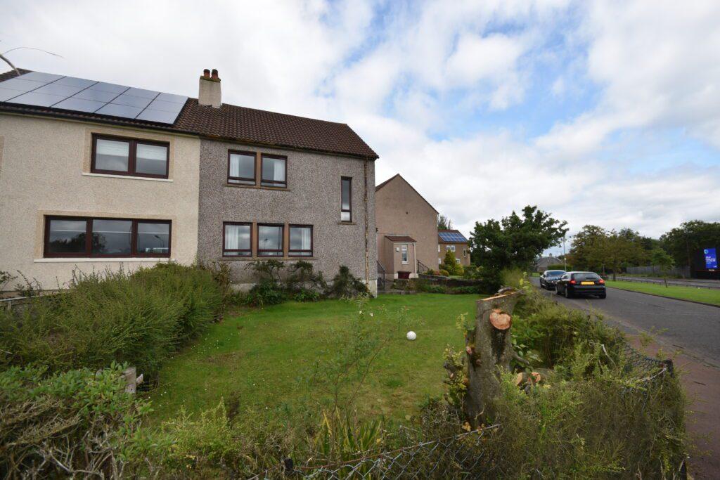 189 Main Street, Forth, ML11 8AE 3 bed semi-detached house - £82,000