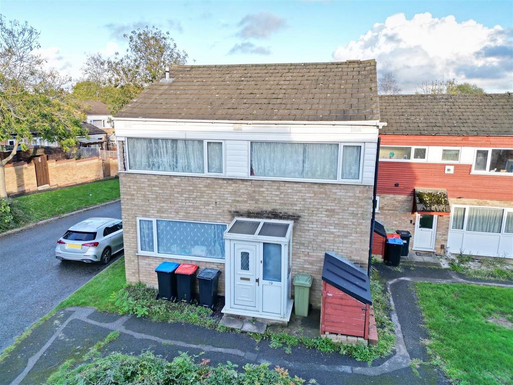 Great Denson, Eaglestone, Milton Keynes 5 bed link detached house - £ ...