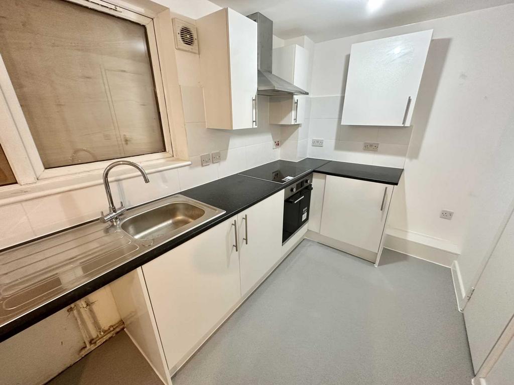 Milliners Way, Luton LU3 1 bed flat for sale - £120,000