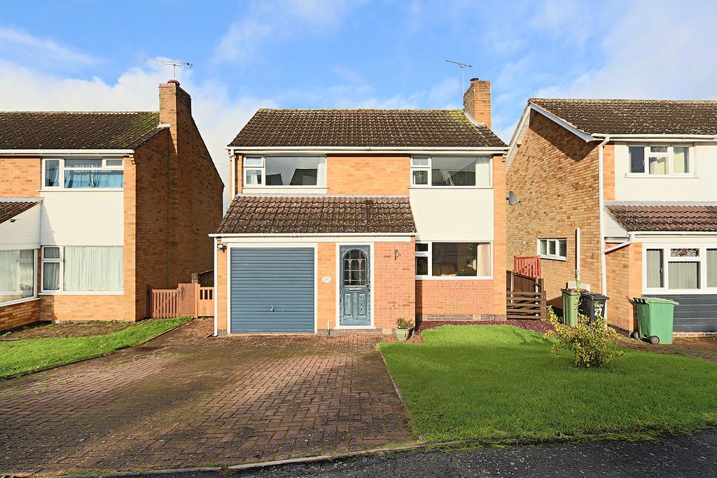 Oxted Rise, Oadby, LE2 3 bed detached house - £360,000
