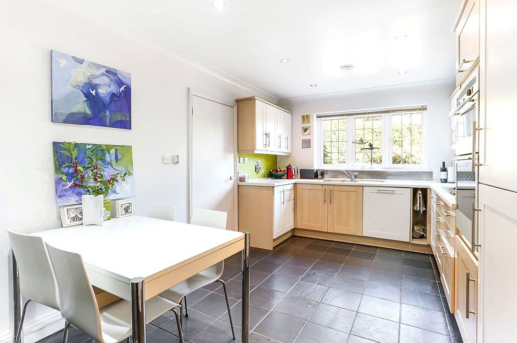 Springvale Road, Winchester, Hampshire, SO23 5 bed detached house - £ ...