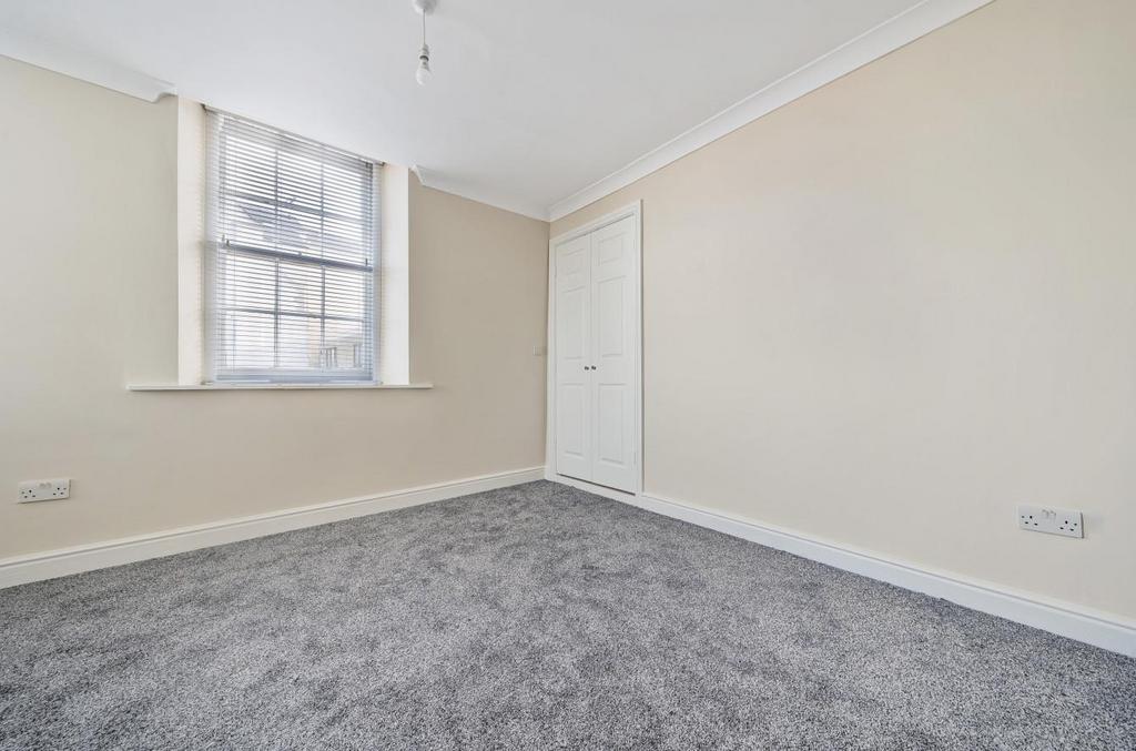Duncan Square, Whitehaven CA28 2 bed flat for sale - £114,950