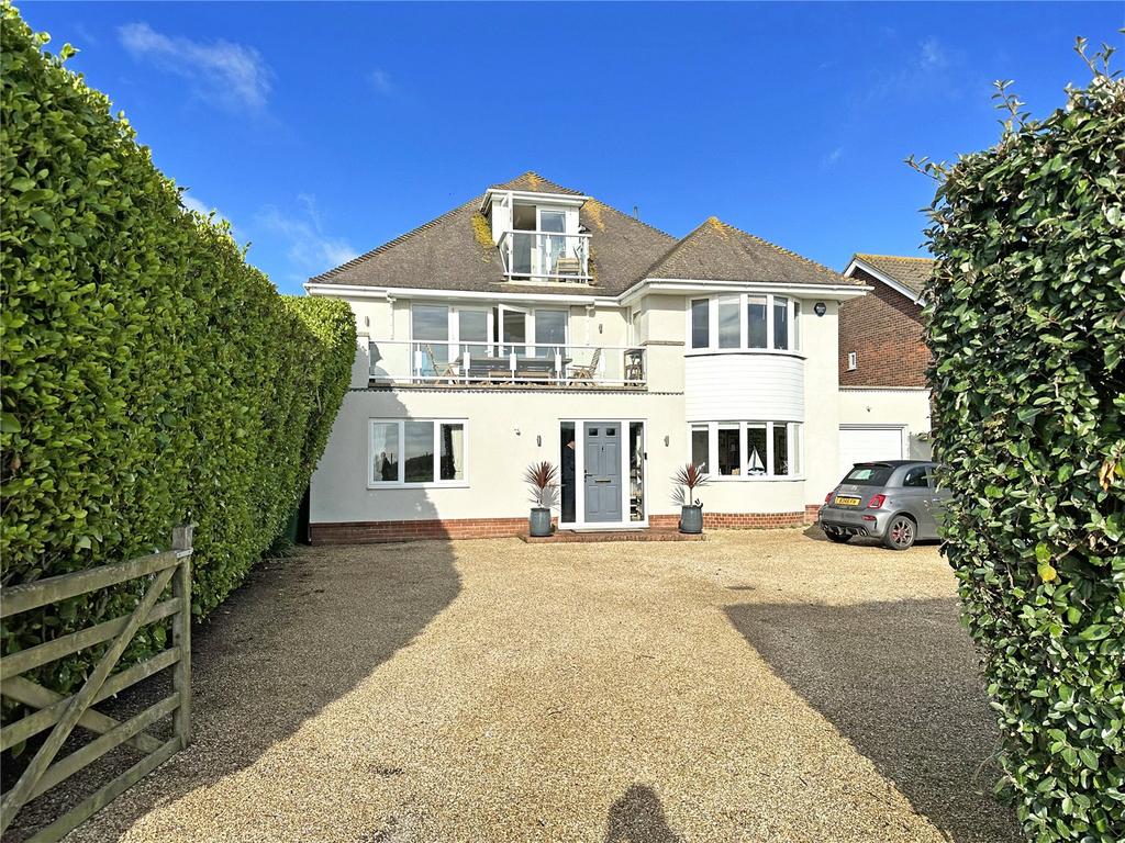 Marine Drive West, Barton on Sea, New Milton, Hampshire, BH25 5 bed ...
