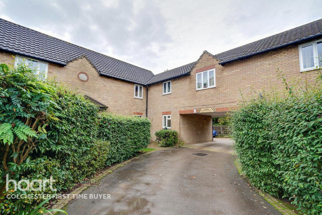 Dale Close, Colchester 1 bed apartment - £140,000