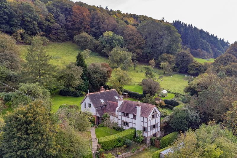 Red Castle, Suckley, Worcester, Worcestershire, WR6 5DN 4 bed detached ...