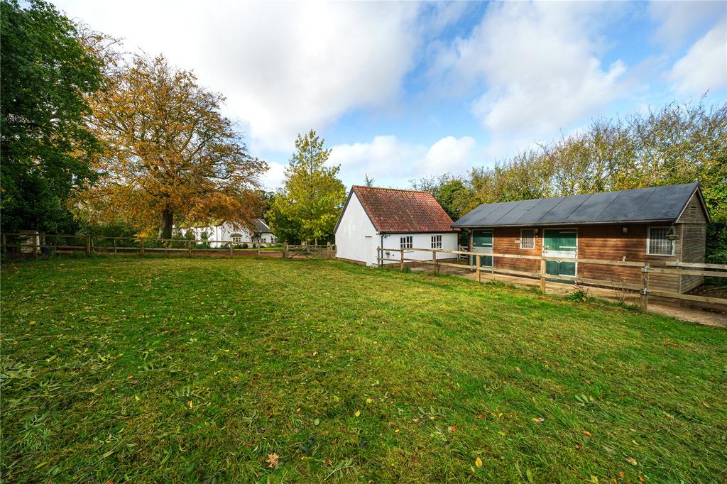 Little Saxham, Bury St. Edmunds, Suffolk, IP29 4 bed equestrian ...