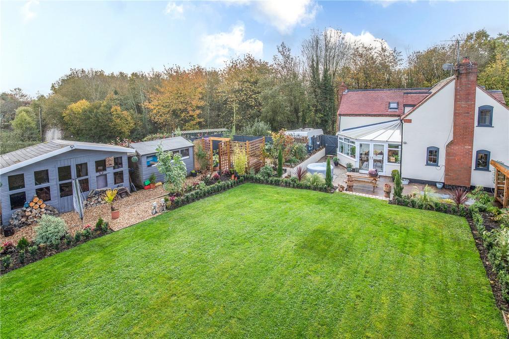 Fern Cottage, 6 Frith Common... 4 bed detached house for sale - £475,000