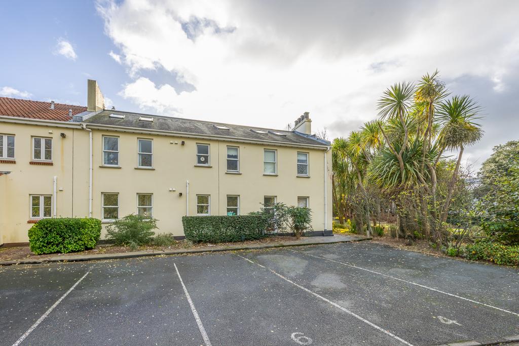 Footes Lane, St. Peter Port, Guernsey 1 bed flat for sale - £350,000