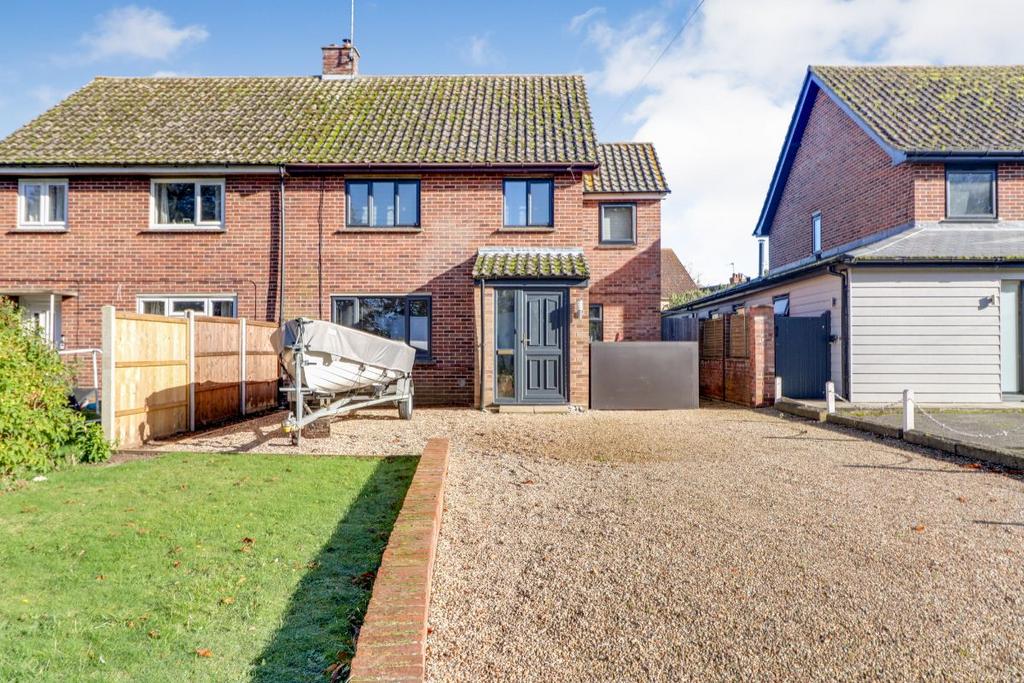 Mundays Lane, Orford, Woodbridge 4 bed semi-detached house - £1,300 pcm ...