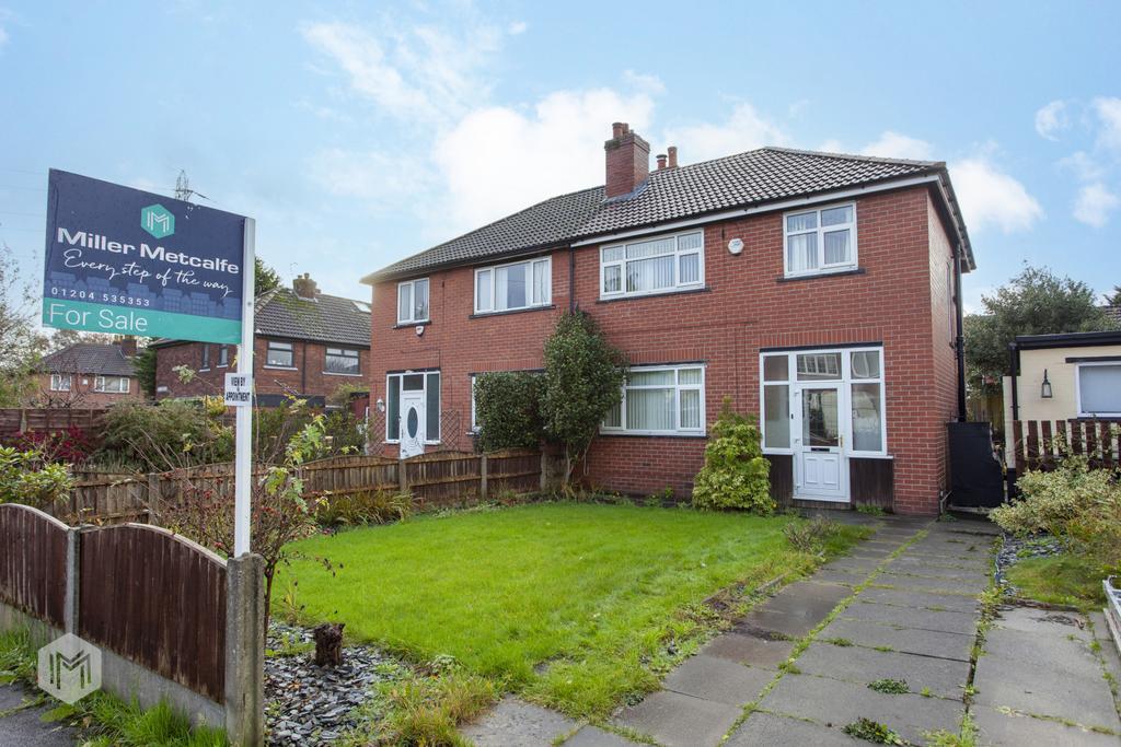 Elmwood Grove, Farnworth, Bolton... 3 bed semi-detached house - £179,950