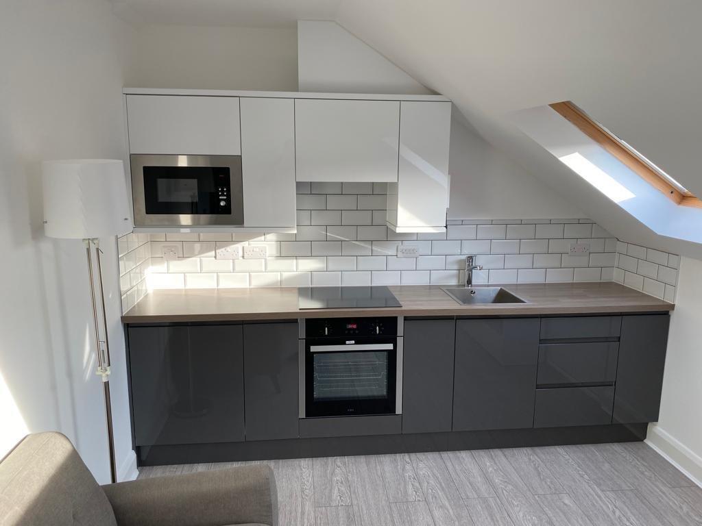 Chapter Road, Willesden Green 1 bed flat - £1,647 pcm (£380 pw)
