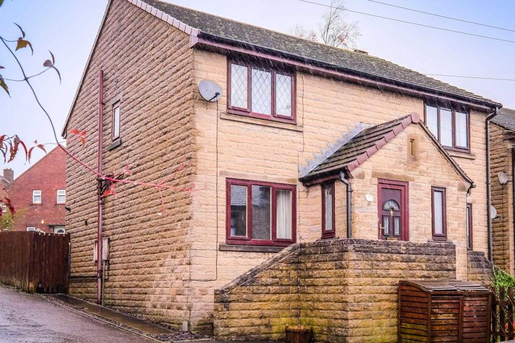 Helme Lane Holmfirth Hd9 3 Bed Semi Detached House £175 000