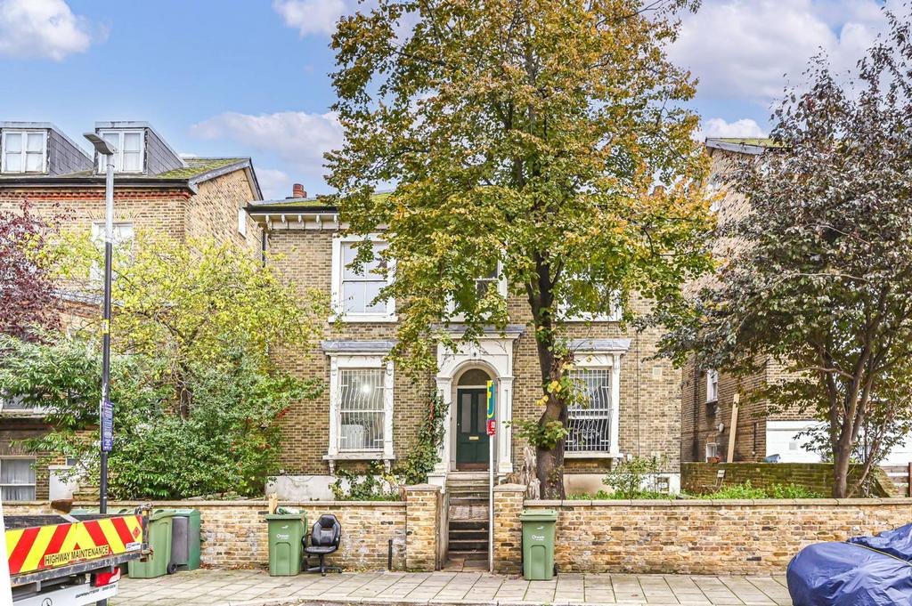 Fiveways Road, Brixton, London, SW9 2 bed flat - £650,000