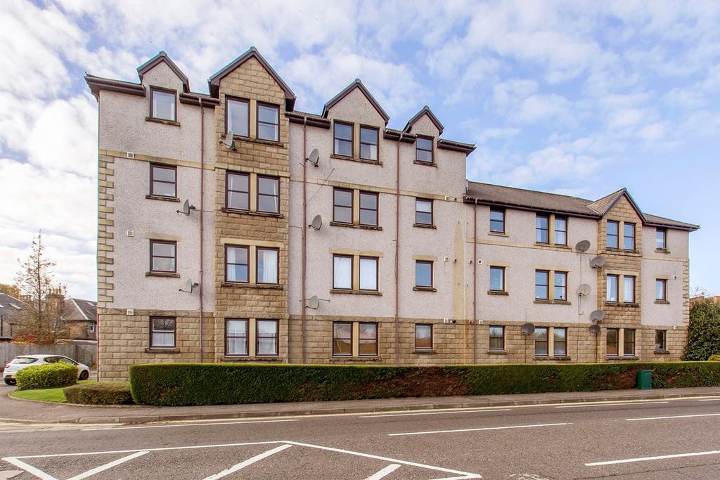 Coach House Court, Perth, PH1 2 bed flat - £127,500