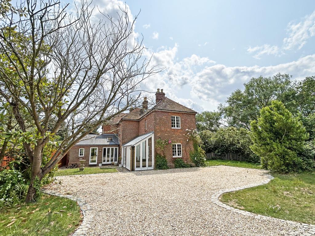 Lockgate Road, Sidlesham Common, Chichester, PO20 4 bed detached house ...
