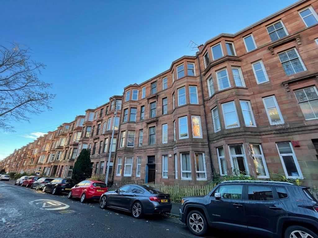 Caird Drive, Dowanhill, Glasgow, G11 3 bed flat to rent - £1,995 pcm (£ ...