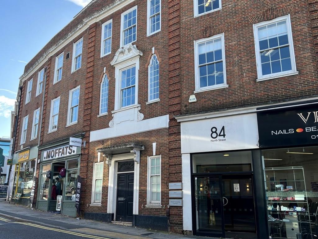 84 North Street, Guildford, GU1 4AU Office to rent - £3,229 pcm (£745 pw)