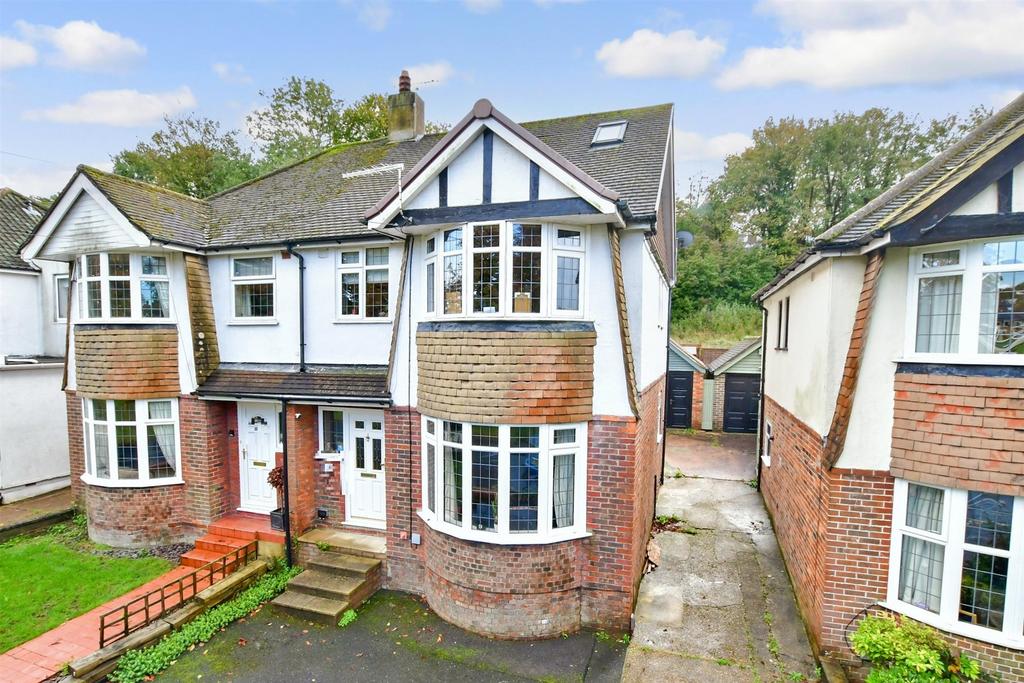 Mackie Avenue Patcham Brighton East Sussex 4 Bed Semi Detached House