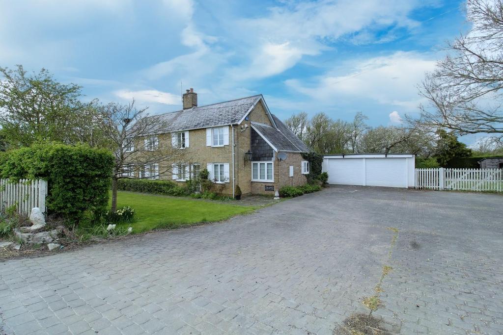 Tadlow Gate, Tadlow SG8 5 bed detached house - £1,250,000