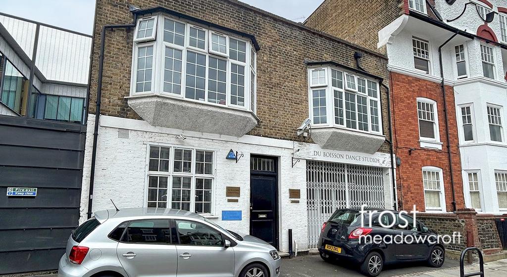 Shepherd's Bush W12 Office to rent - £3,983 pcm (£919 pw)