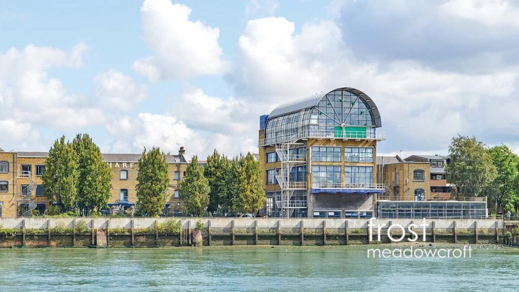 Hammersmith W6 Office to rent - £21,630 pcm (£4,992 pw)