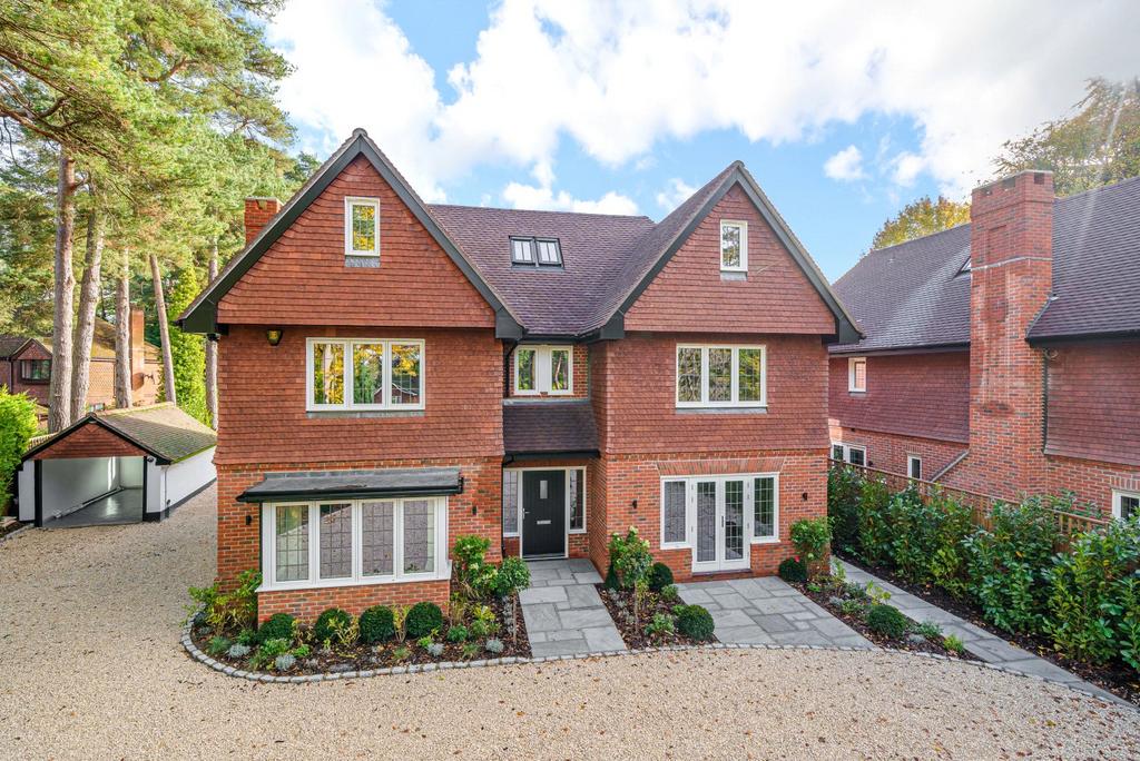 Hollybank Road, Hook Heath, GU22 6 bed detached house for sale - £2,650,000