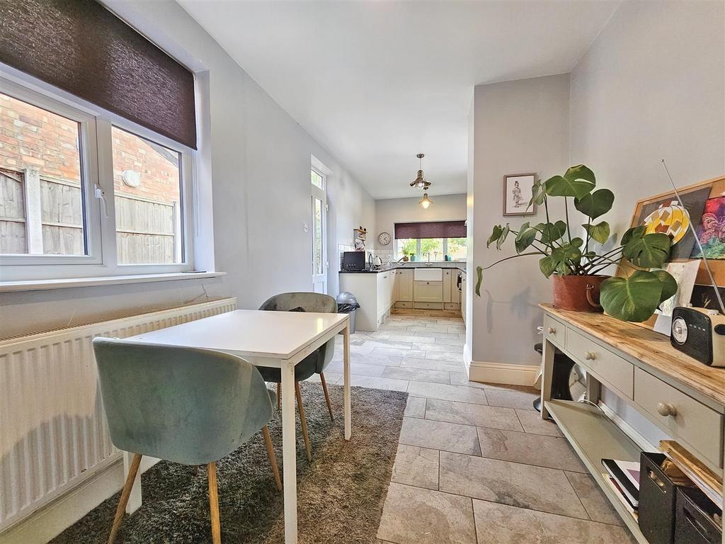 Westcotes Drive, Leicester 3 bed detached house for sale - £360,000