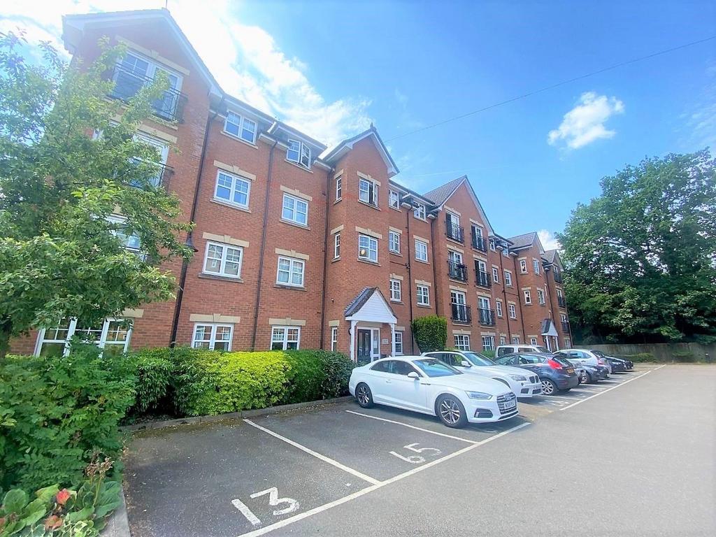 Oriole House, Fog Lane 2 bed flat - £180,000