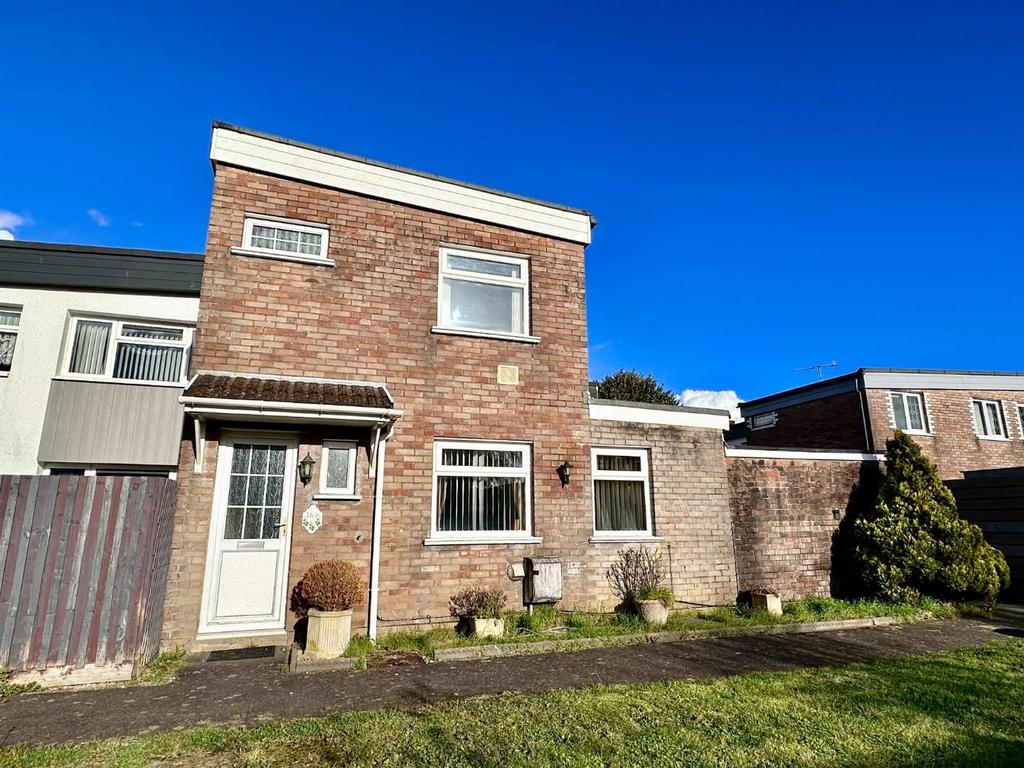 Tairfelin, Wildmill, Bridgend County... 3 bed house - £95,000