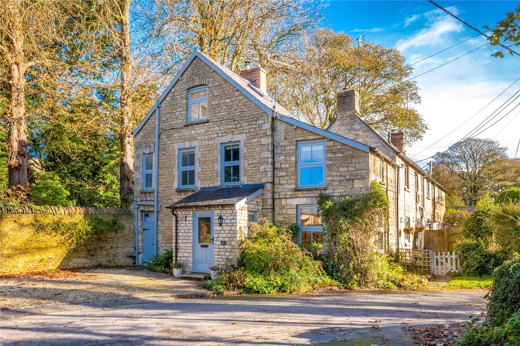Chipping Norton, Oxfordshire OX7 4 bed end of terrace house - £650,000