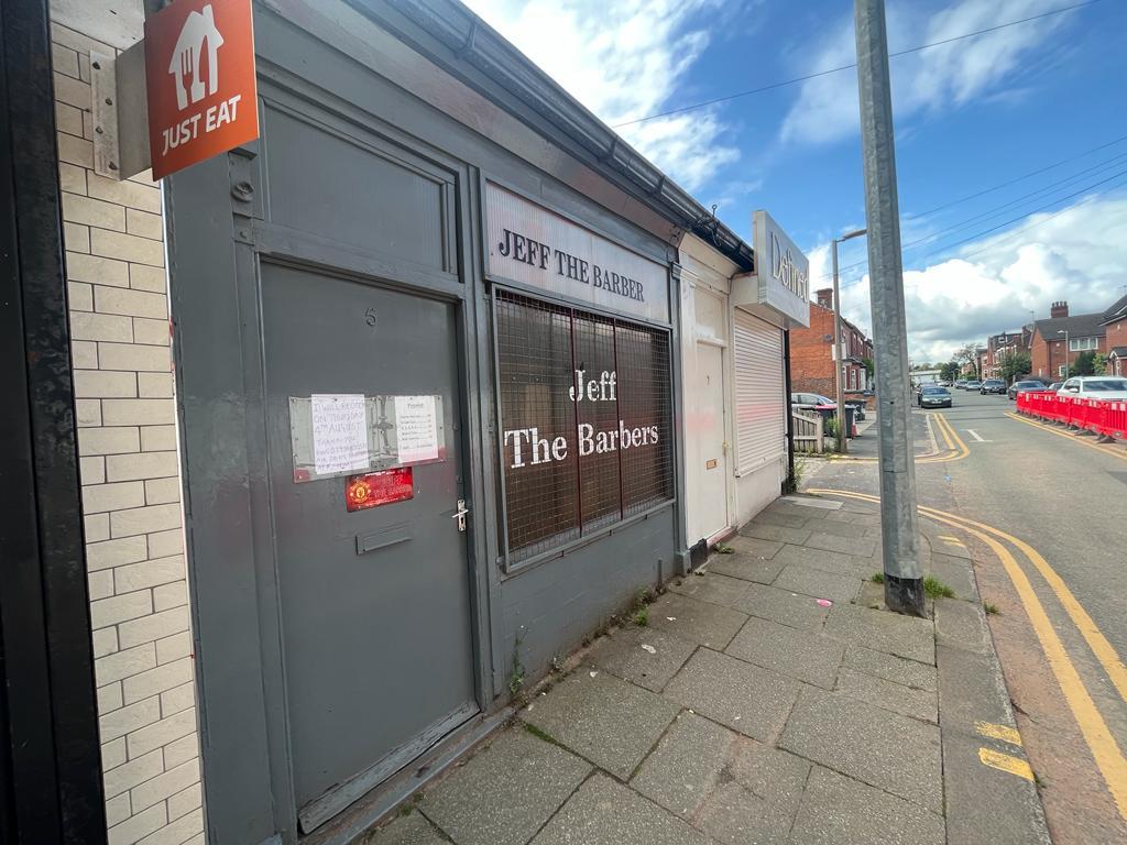 Mather Road, Eccles, M30 0WQ Property to rent - £500 pcm (£115 pw)