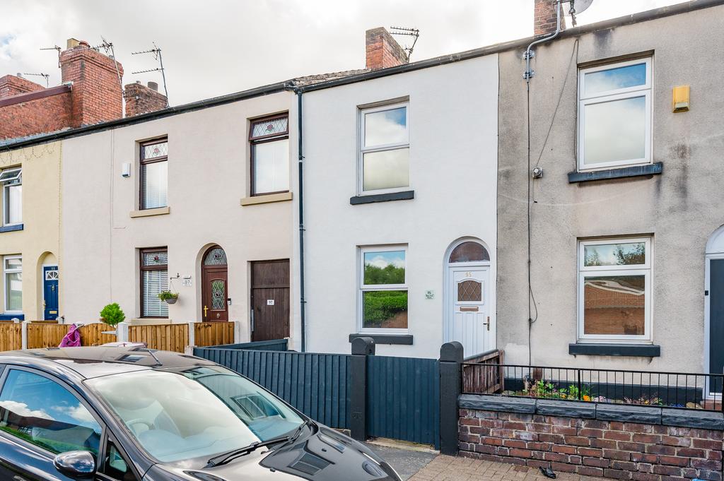 West End Road, Haydock, WA11 2 bed terraced house - £695 pcm (£160 pw)
