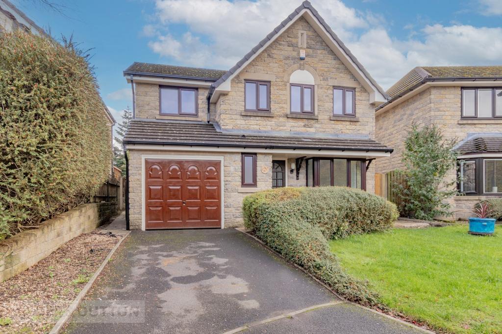 Old Kiln Lane, Grotton, Saddleworth, OL4 4 bed detached house - £465,000
