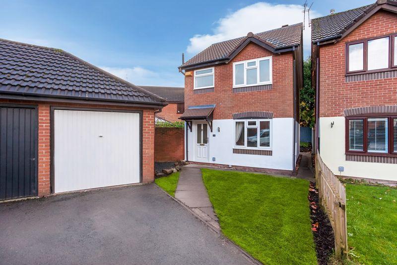 Ash Grove, Congleton 3 bed detached house - £1,150 pcm (£265 pw)