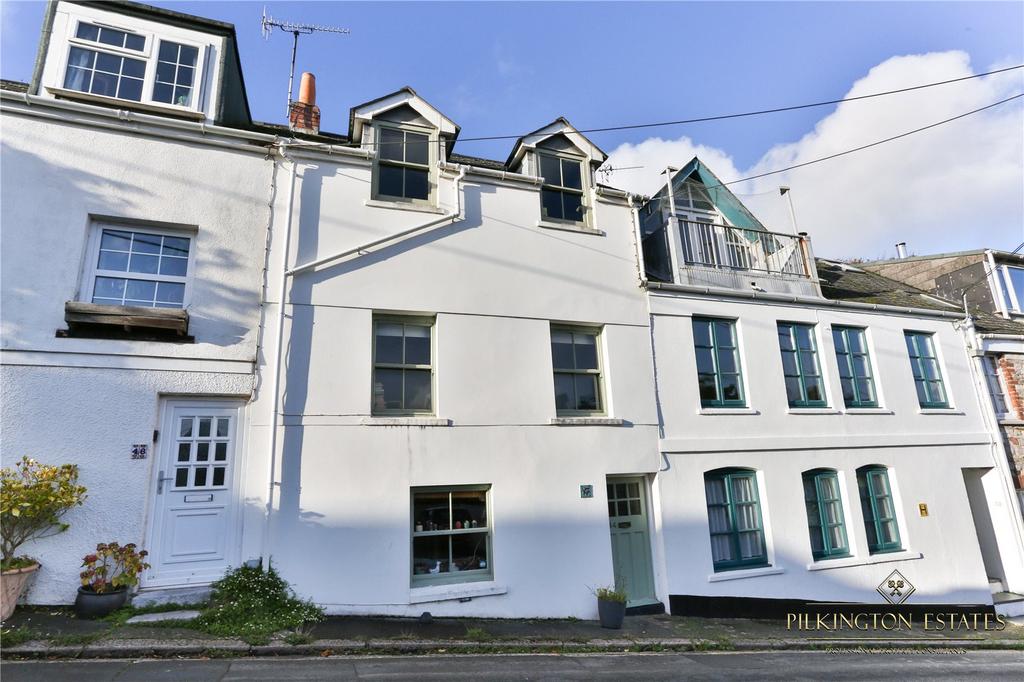 St. Andrews Street, Torpoint PL10 3 bed terraced house - £250,000
