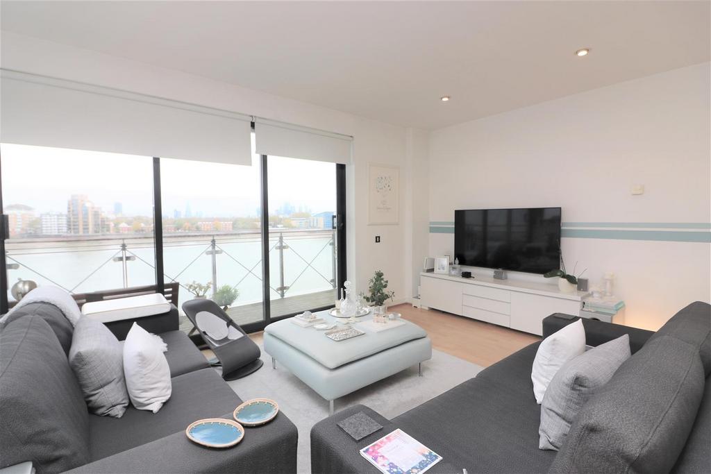 Ocean Wharf, 60 Westferry Road, Isle... 2 bed apartment - £2,500 pcm (£ ...