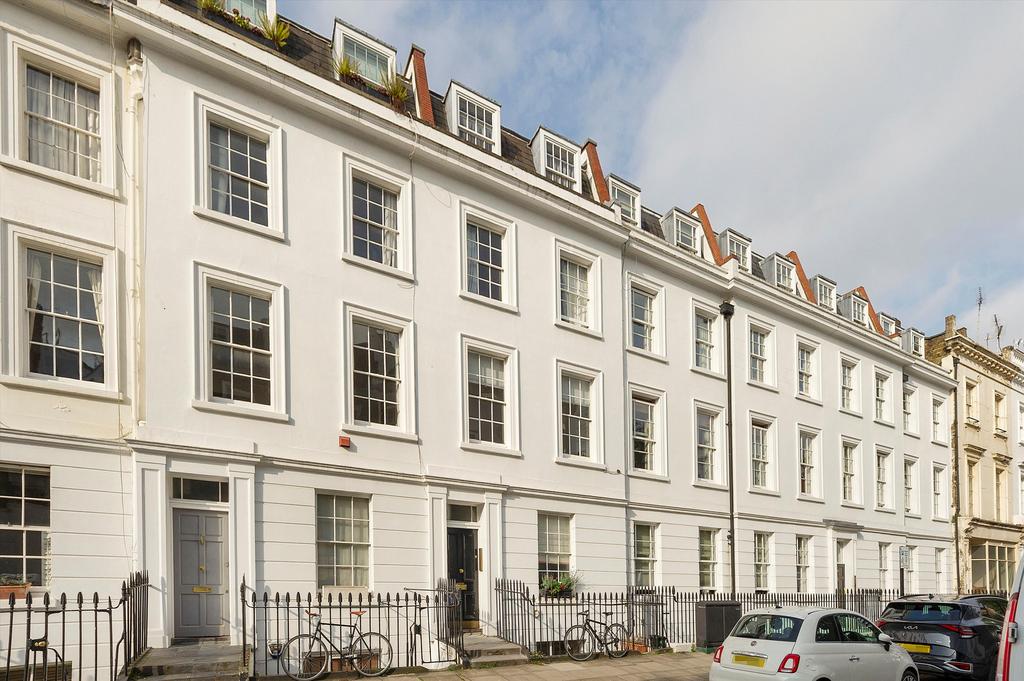 Westmoreland Terrace, Pimlico... 1 bed flat - £2,448 pcm (£565 pw)