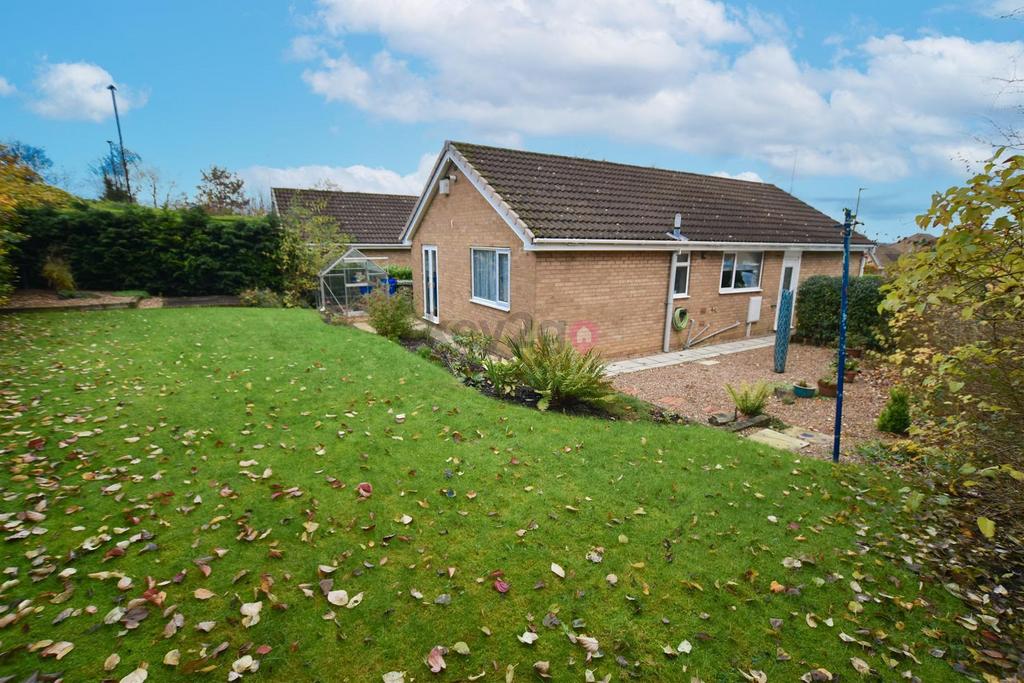 Westland Gardens, Westfield... 3 bed detached bungalow - £240,000