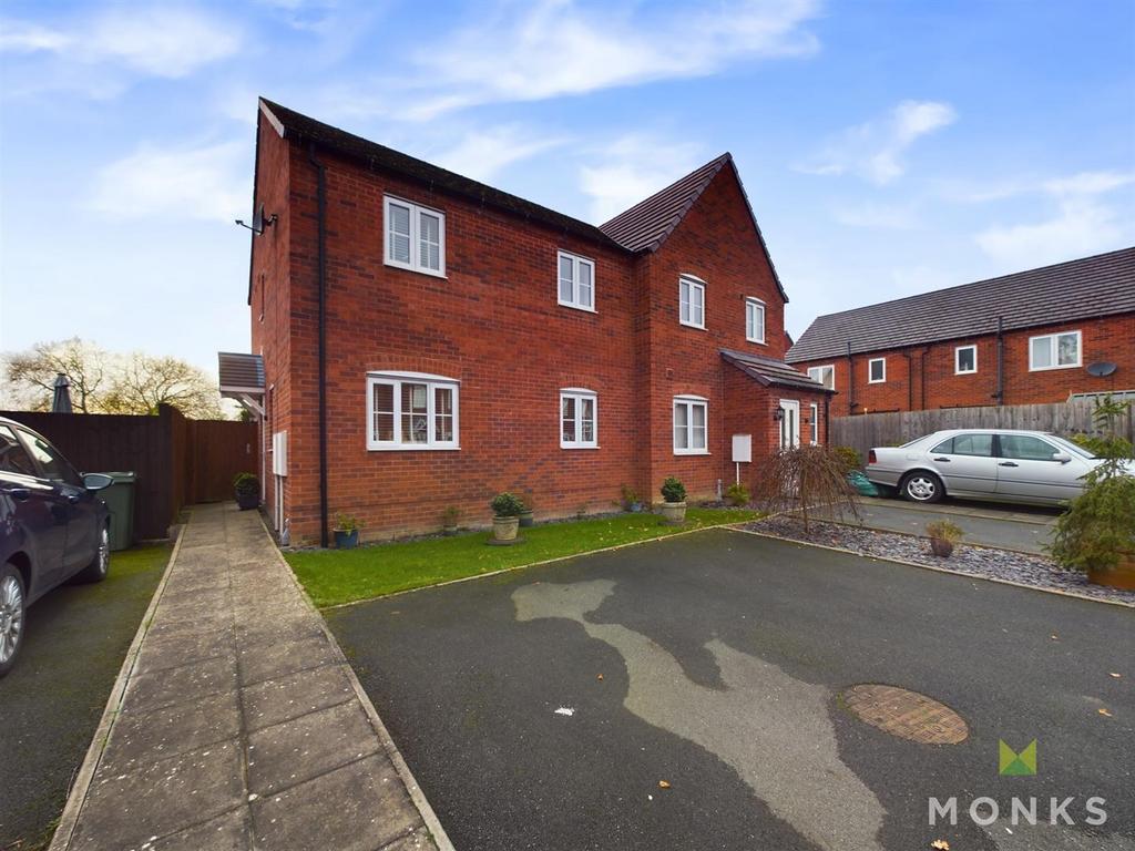 Round Meadow, Soulton Road, Wem 3 bed semi-detached house - £50,000