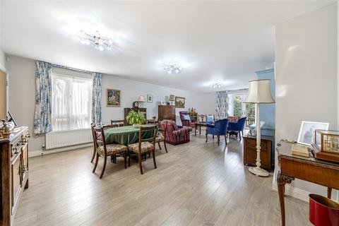 Houses for sale in Bushey | OnTheMarket