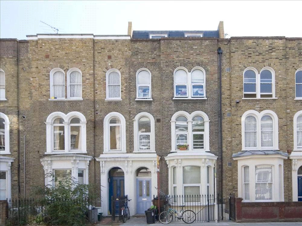 Dunlace Road, Clapton, London, E5 1 bed flat - £365,000
