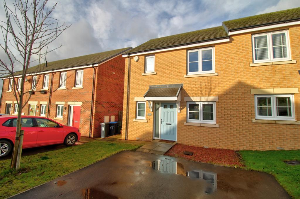 Marton-In-Cleveland, Middlesbrough... 3 bed semi-detached house - £195,000