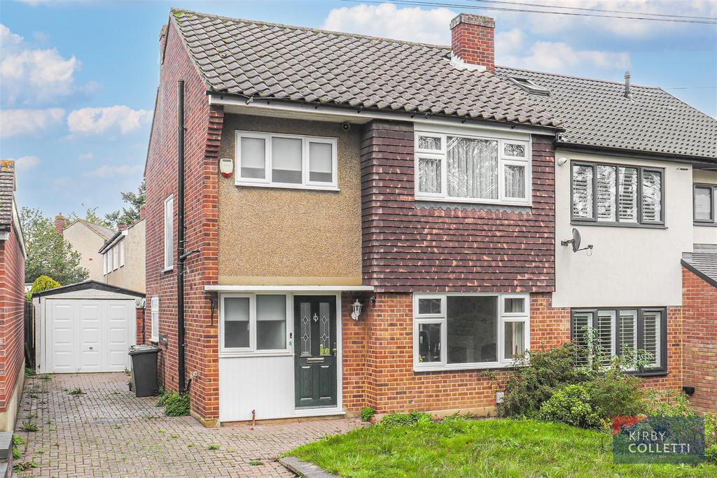 Bell Lane, Broxbourne 3 bed semi-detached house for sale - £550,000