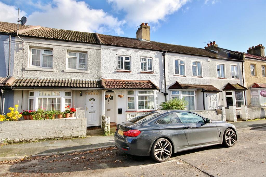 Walton Terrace, Woking, Surrey, GU21 3 bed terraced house - £385,000