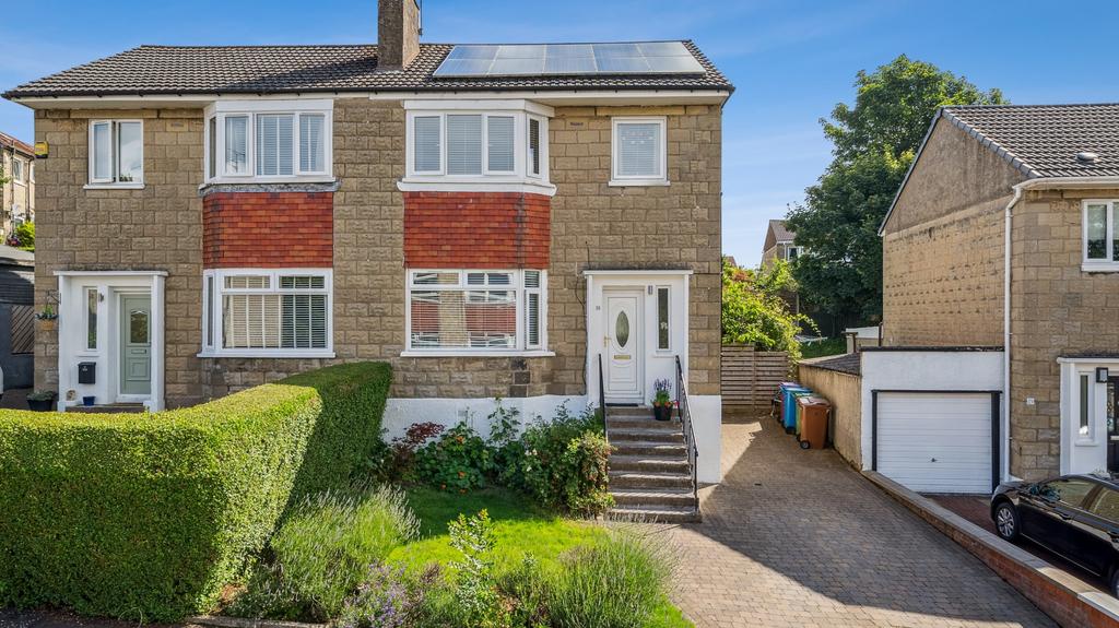 Laxford Avenue, Cathcart, Glasgow... 3 bed semi-detached house - £269,000