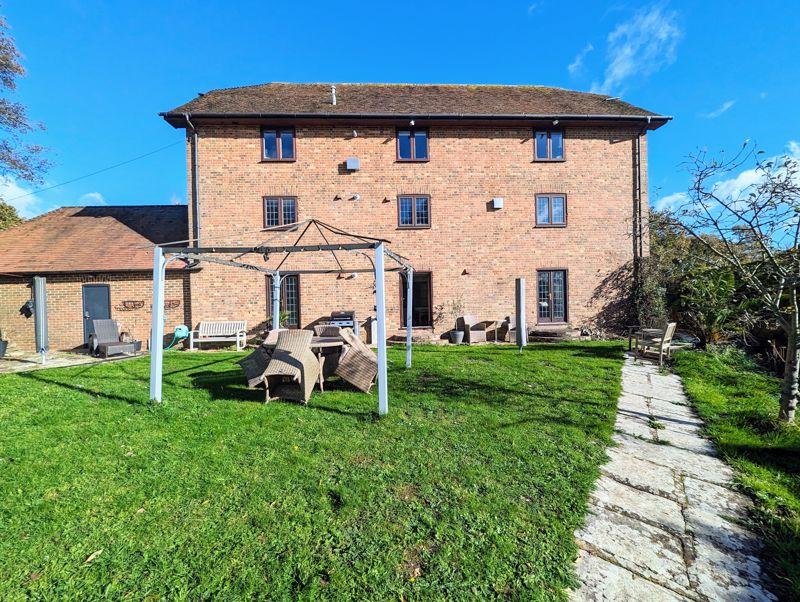 West Mill, Wareham Common, Wareham 2 bed apartment - £395,000