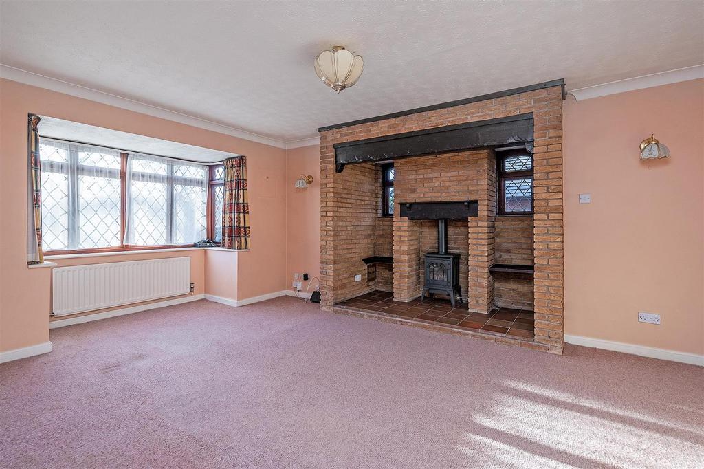 Ashborough Drive, Solihull 4 bed detached house to rent - £2,000 pcm (£ ...