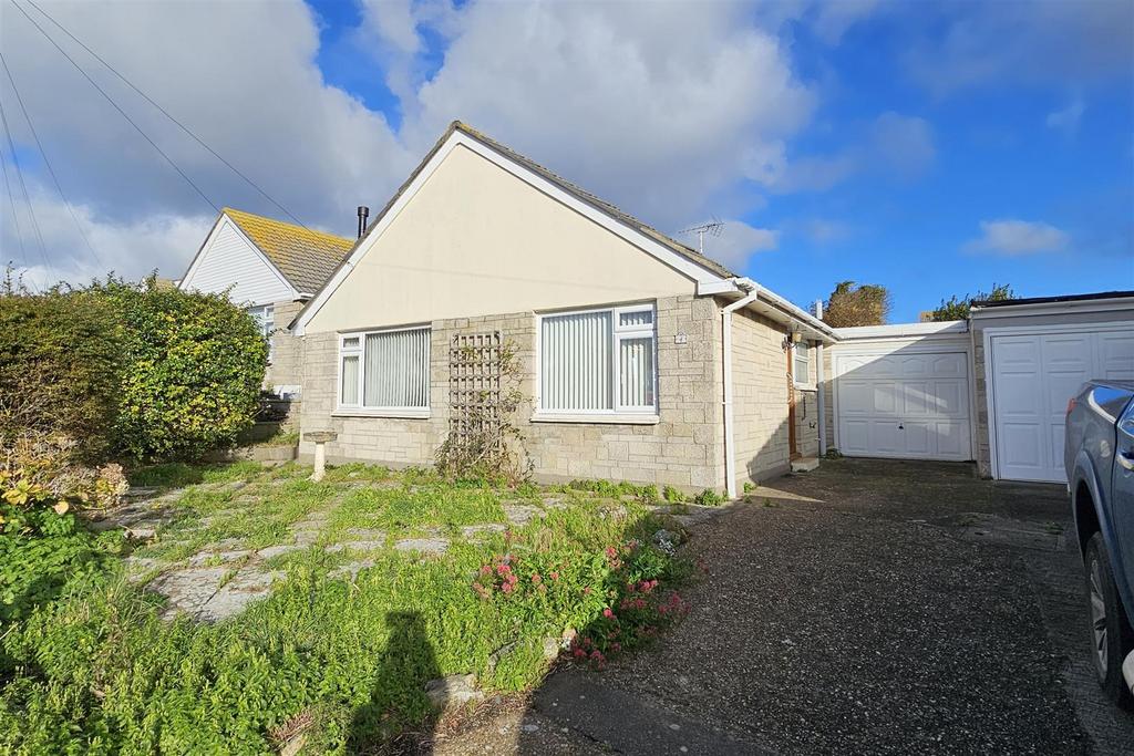 West Wools, Portland 2 bed detached bungalow - £300,000