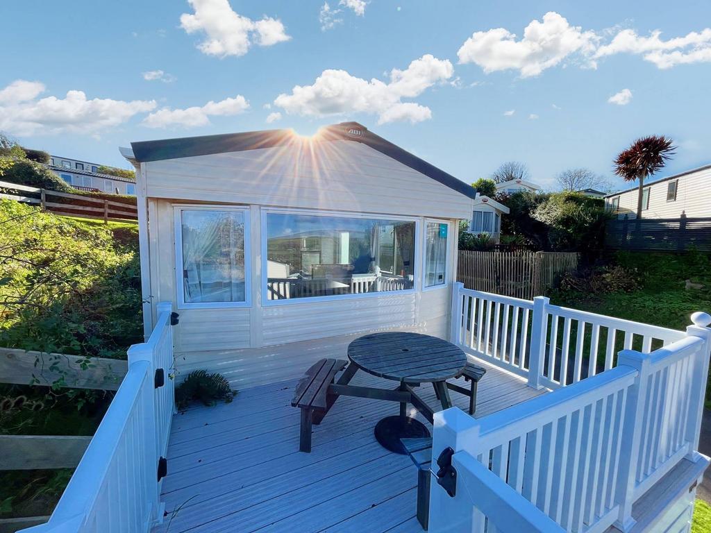 Panorama Road, Swanage BH19 2 bed holiday park home for sale - £32,500
