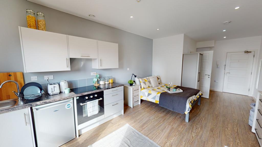 Studio 3, St Marks Court, 12-14 St... Studio to rent - £875 pcm (£202 pw)